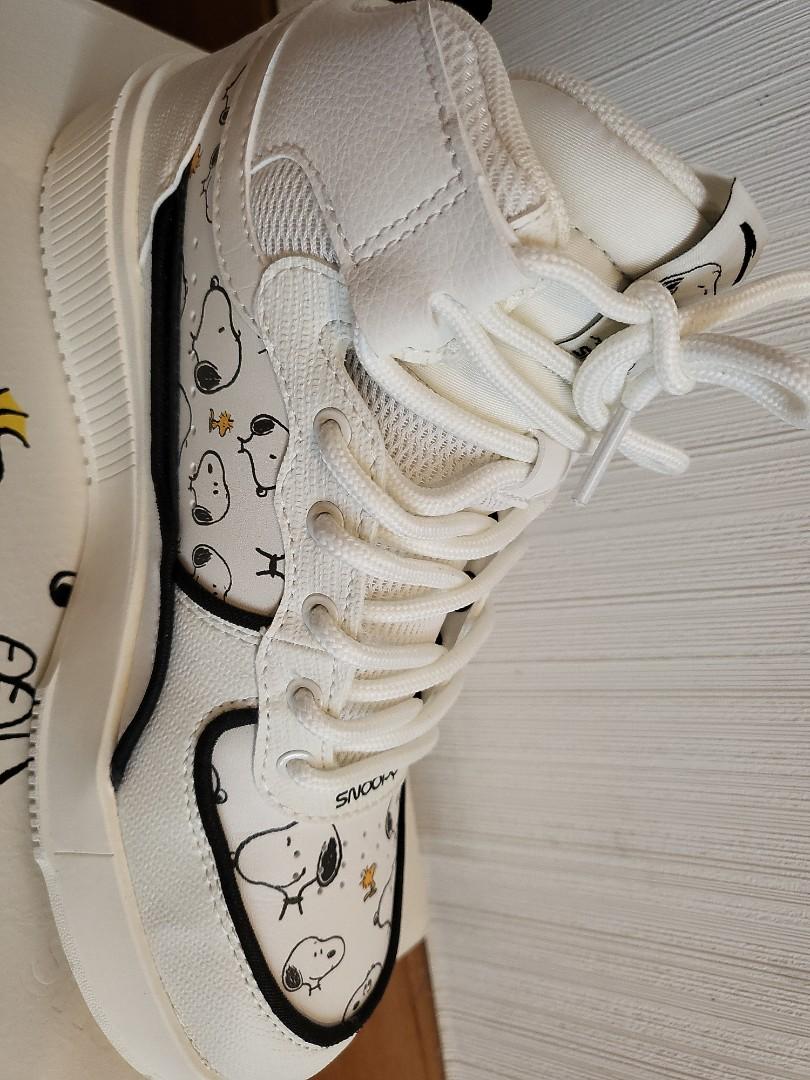 Anta x Snoopy (limited edition), Women's Fashion, Footwear, Sneakers on ...