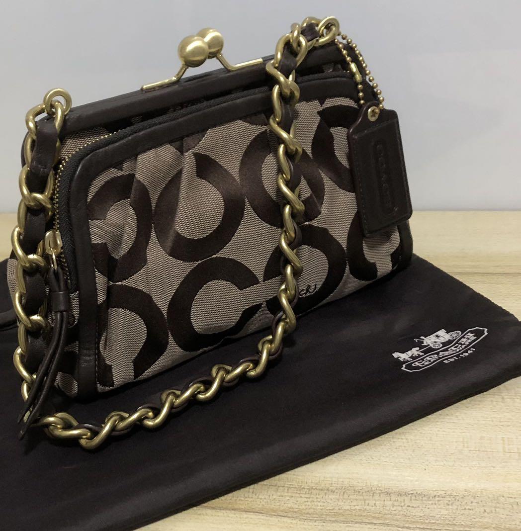 Coach kiss lock bag, Luxury, Bags & Wallets on Carousell