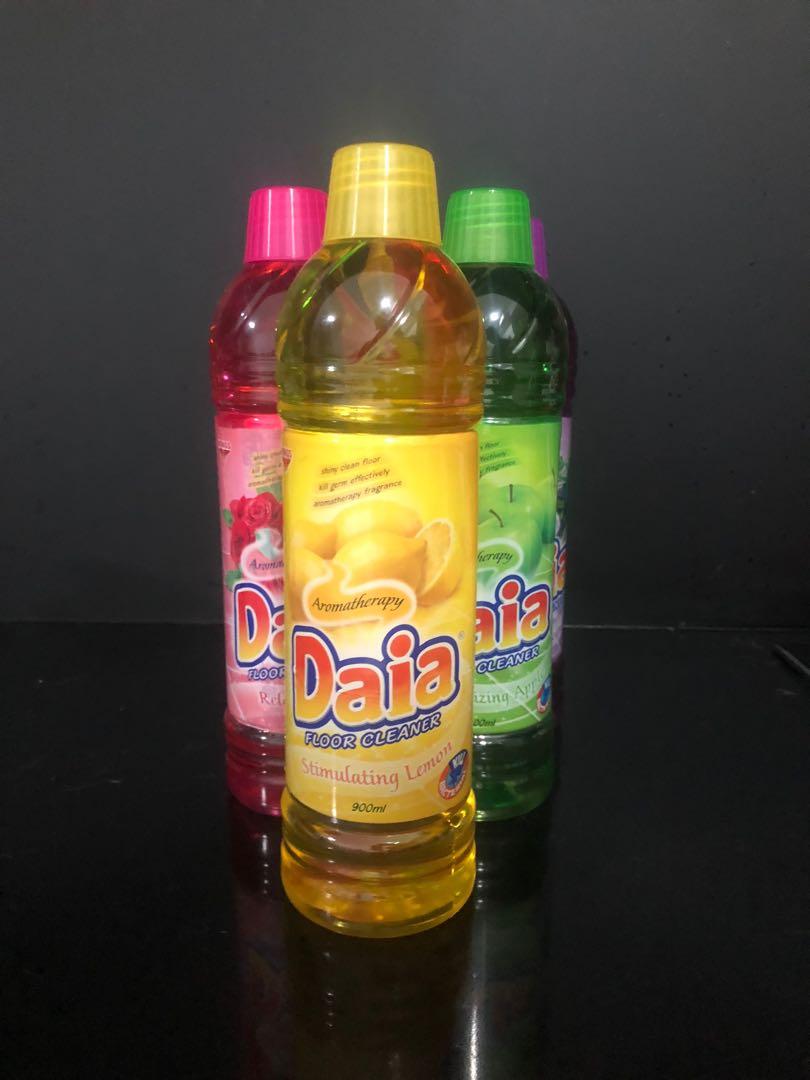 Daia Floor Cleaner 900ml, Furniture & Home Living, Cleaning & Homecare ...