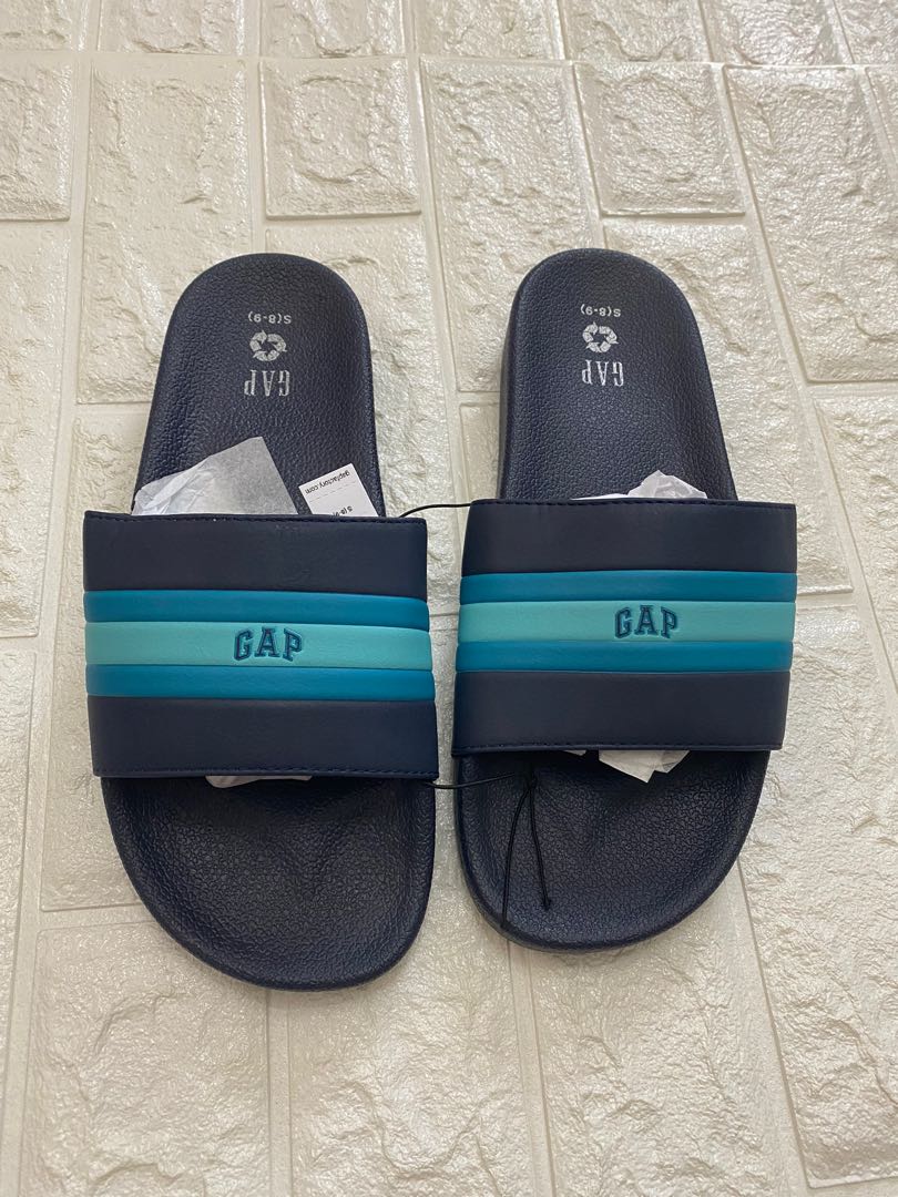 GAP Slides for Men, Men's Fashion, Footwear, Slippers & Slides on Carousell