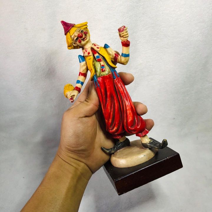Happy Clown Display, Furniture & Home Living, Home Decor, Other Home ...