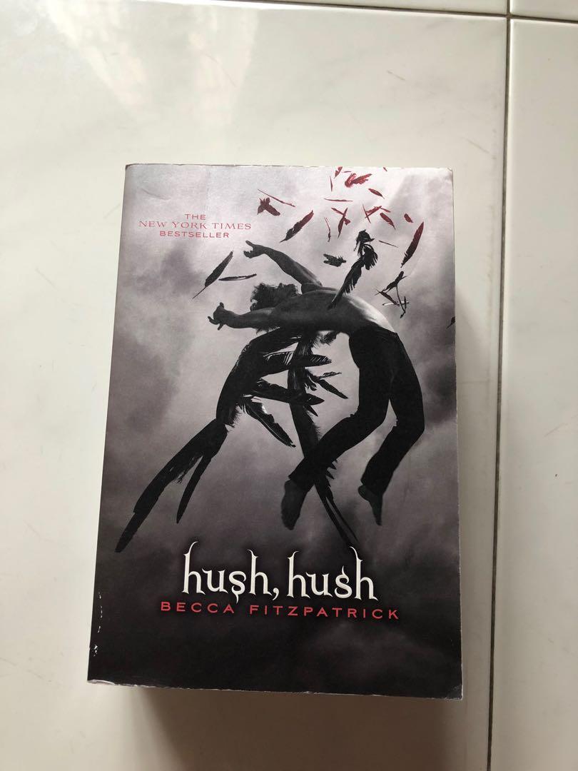Hush Hush - Becca Fitzpatrick, Buku & Alat Tulis, Buku di Carousell