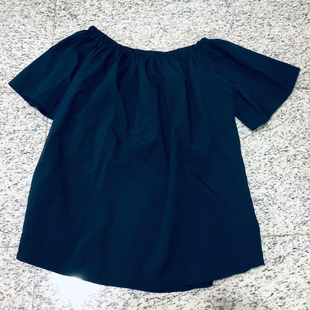 Navy Blue Off Shoulder Top, Women's Fashion, Tops, Blouses on Carousell
