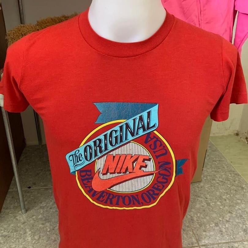 Vintage Nike blue tag, Men's Fashion, Tops & Sets, Tshirts & Polo ...