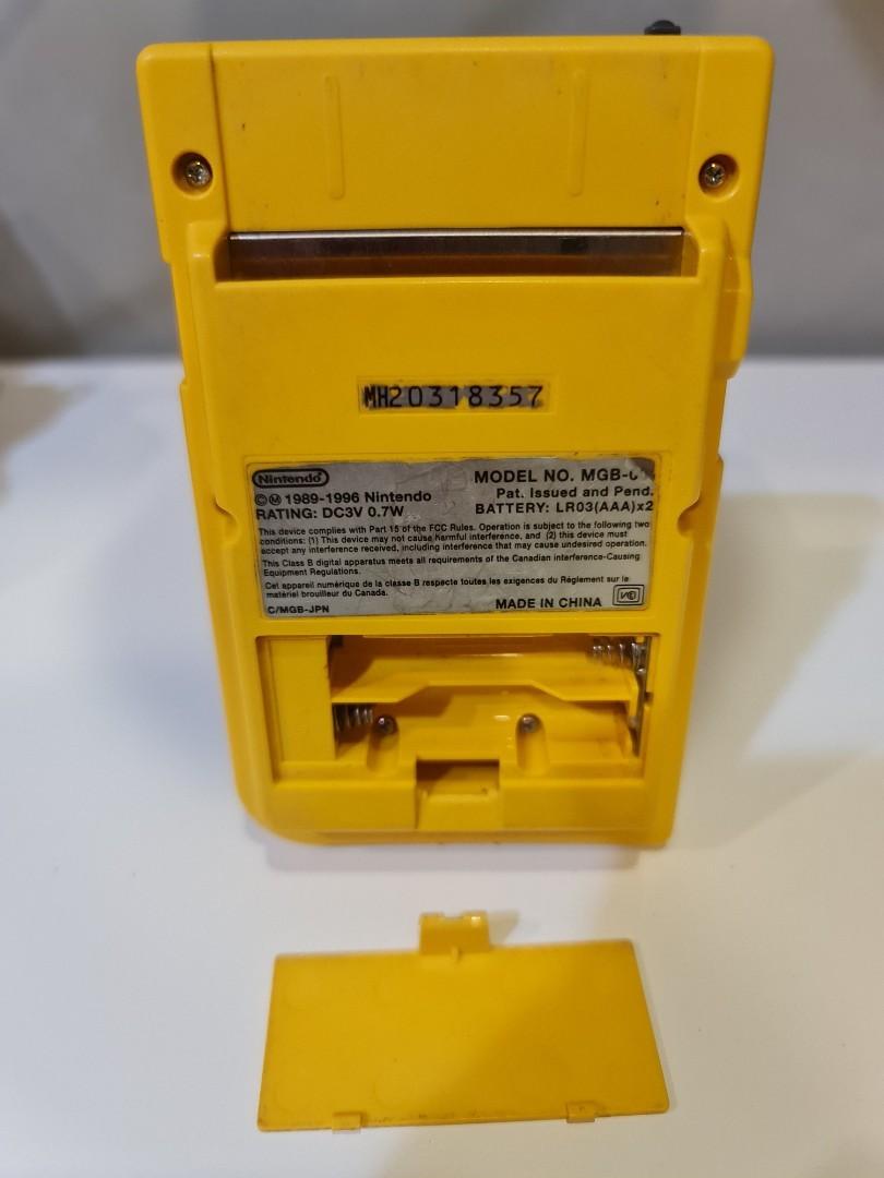 Nintendo Gameboy Pocket Yellow (GBP not switch wii) in original ...