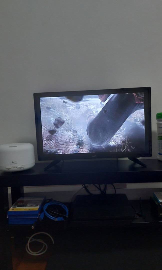 Philips LED TV 24".Digital TV. PC Input., TV & Home Appliances, TV ...