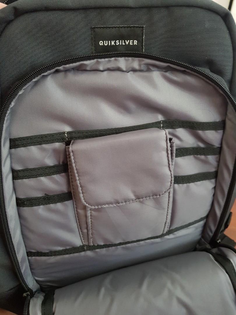 Quiksilver black backpack with laptop storage and front compartments ...