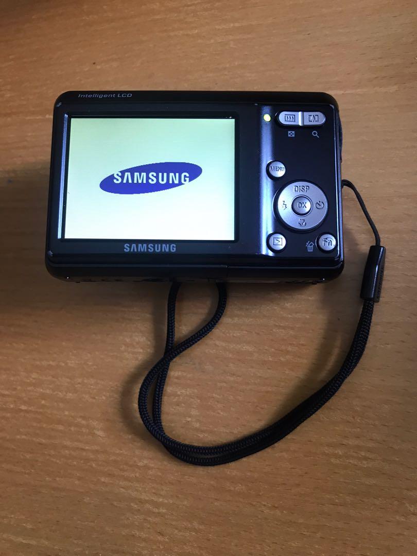 Samsung 12.2 mega pixels Camera, Photography, Cameras on Carousell
