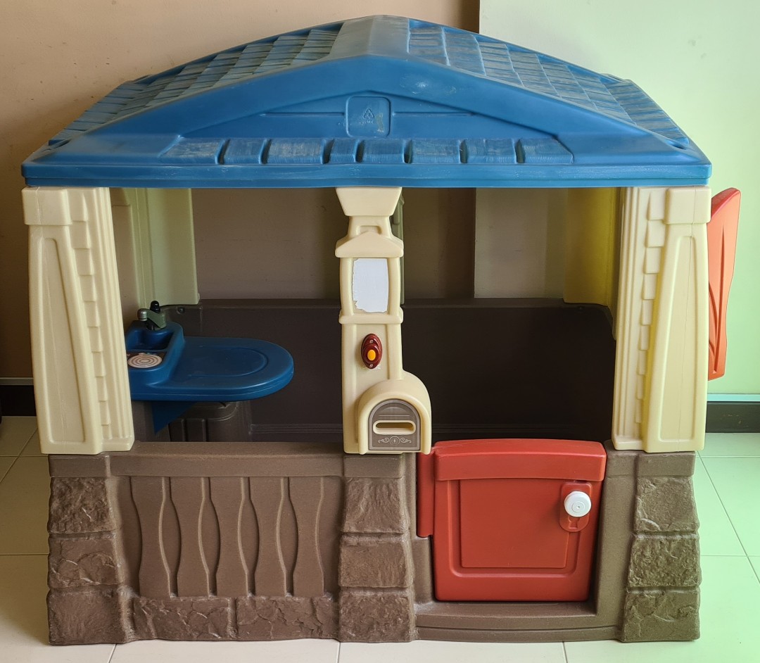 Step 2 Neat & Tidy Cottage, Hobbies & Toys, Toys & Games on Carousell