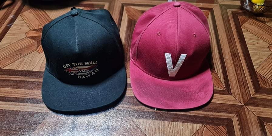 VANS CAP, Men's Fashion, Watches & Accessories, Caps & Hats on Carousell
