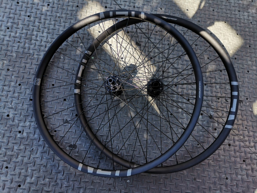 Wheelset 29 Nukeproof Horizon rim Strato Mustang hub, Sports Equipment ...