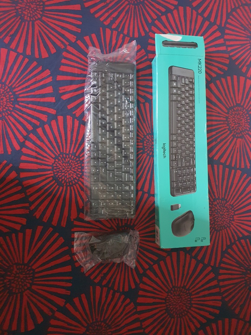 Wireless Logitech Keyboard Computers And Tech Parts And Accessories Computer Keyboard On Carousell 