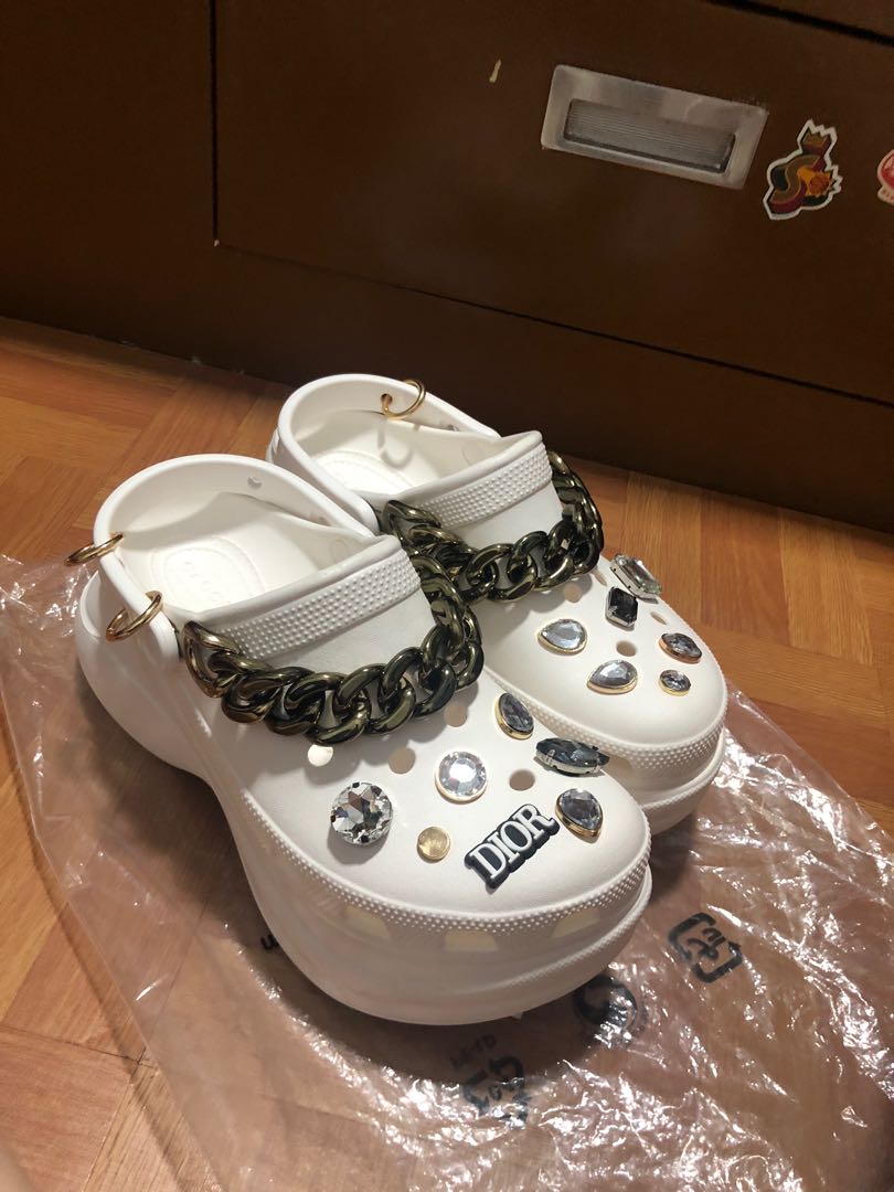 crocs bae clog size W9, Women's Fashion, Footwear, Wedges on Carousell