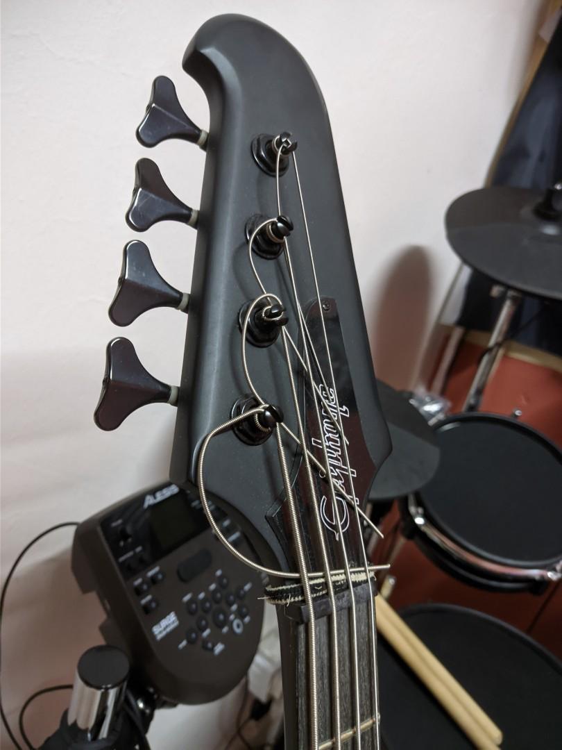 Epiphone Goth Thunderbird Iv Bass Pitch Black Hobbies And Toys Music And Media Musical