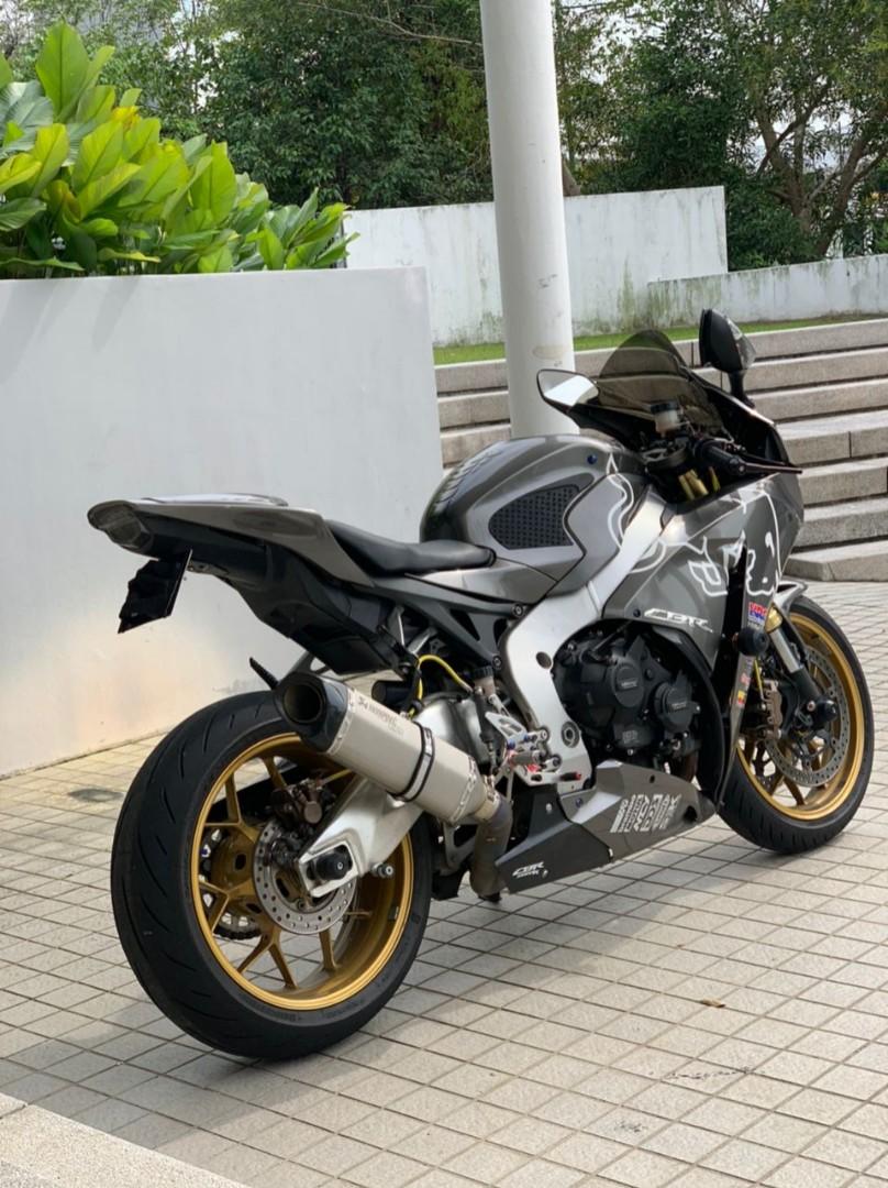HONDA CBR1000RR RABBIT FULLY LOADED LOW MILEAGE, Motorbikes on Carousell