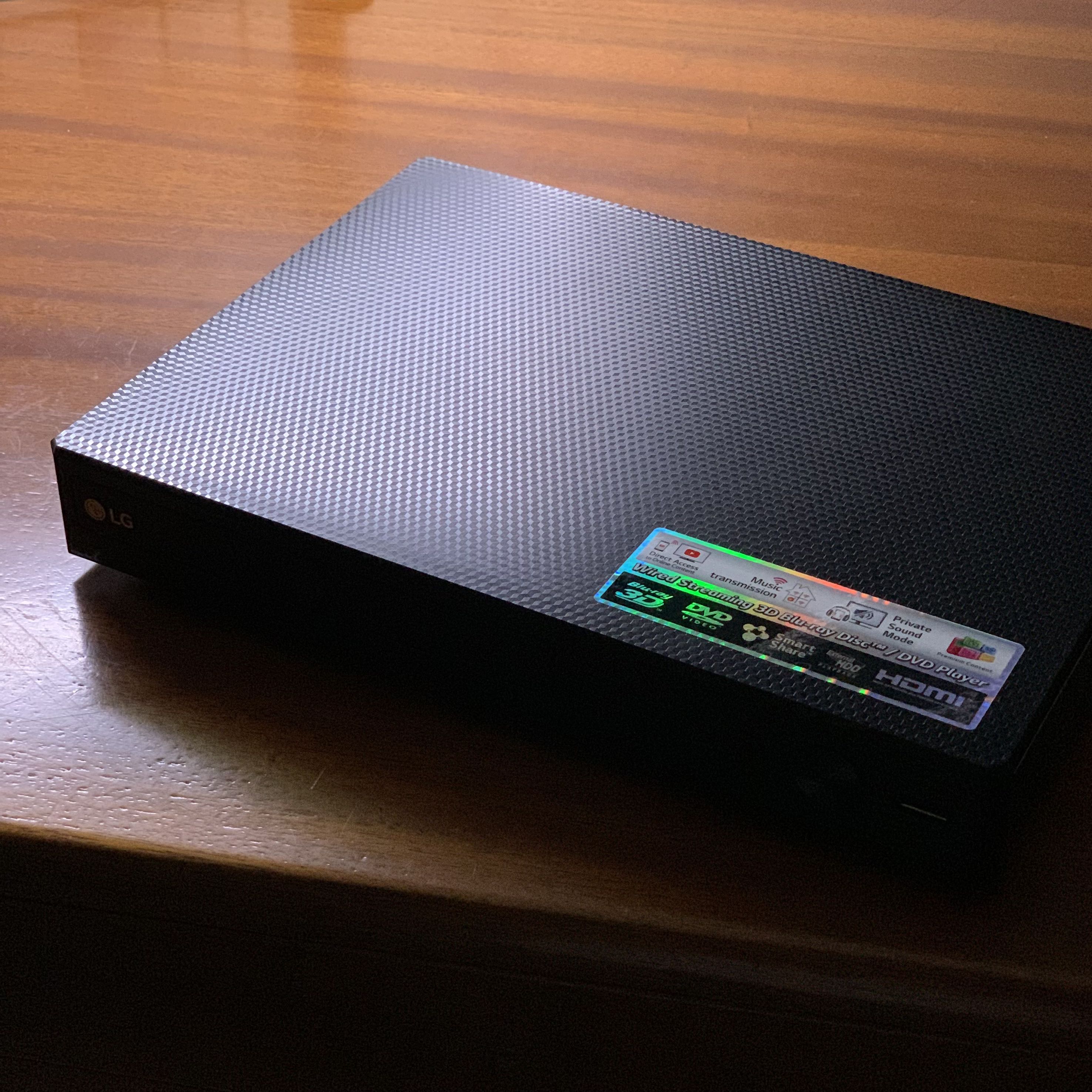 LG BP450 Wired Streaming 3D Blu-ray Disc / DVD Player, TV & Home ...