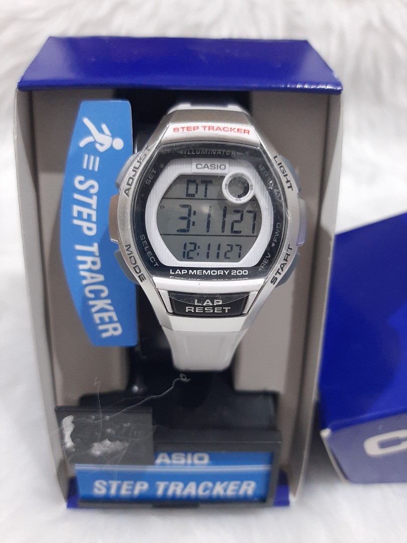 ORIGINAL CASIO DIGITAL WATCH WITH STEP TRACKER, Women's Fashion ...