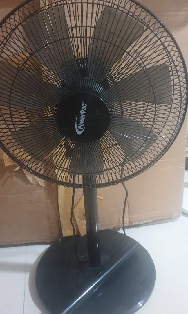 Powerpac 2 Way - Table / Floor Fan 7 Blade, Furniture & Home Living ...