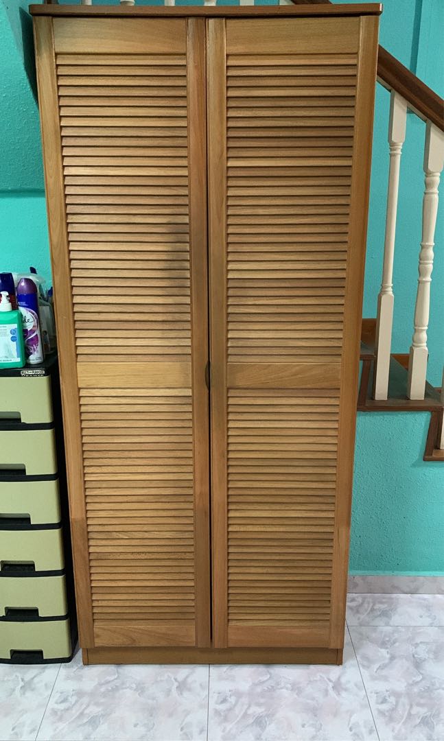 Show rack, Furniture & Home Living, Furniture, Shelves, Cabinets ...