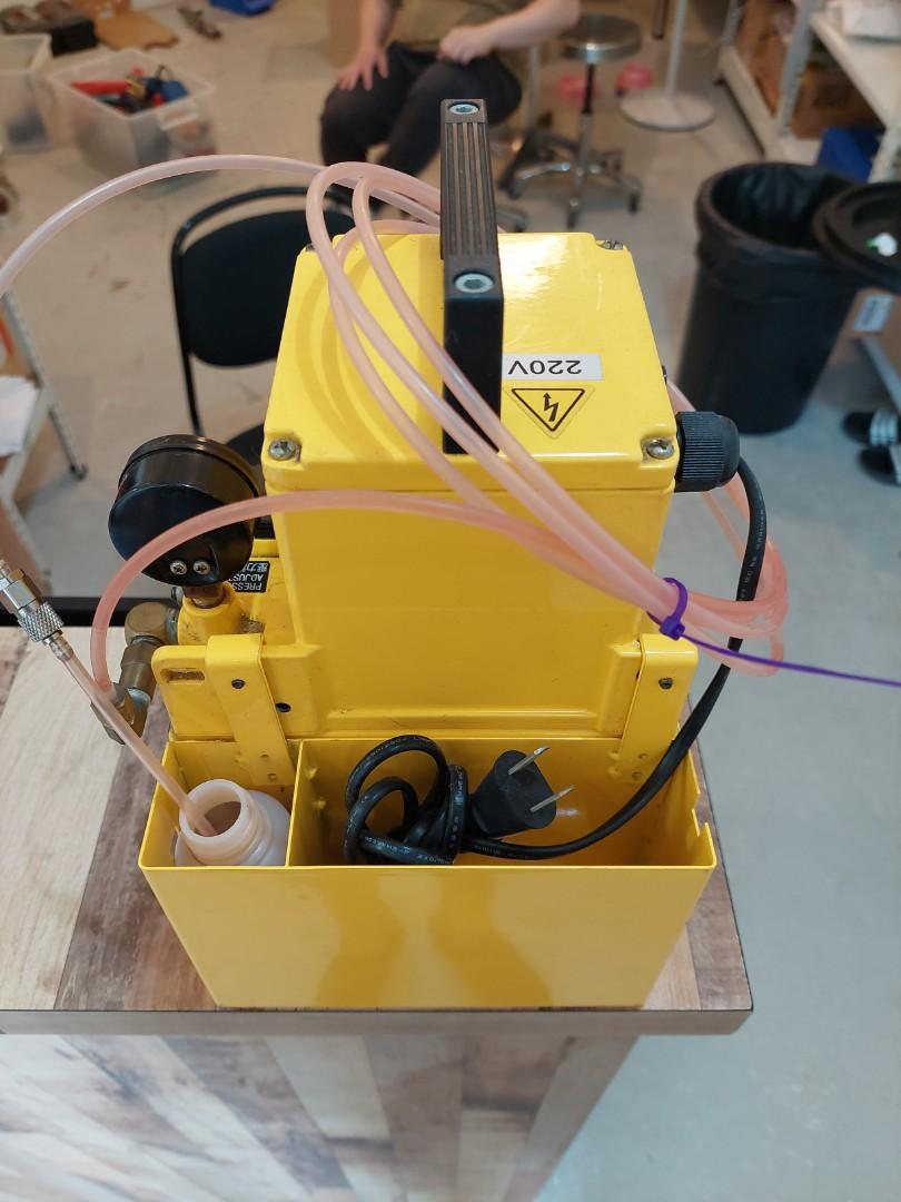 Tektro Bleed Pump, Sports Equipment, Bicycles & Parts, Parts & Accessories on Carousell