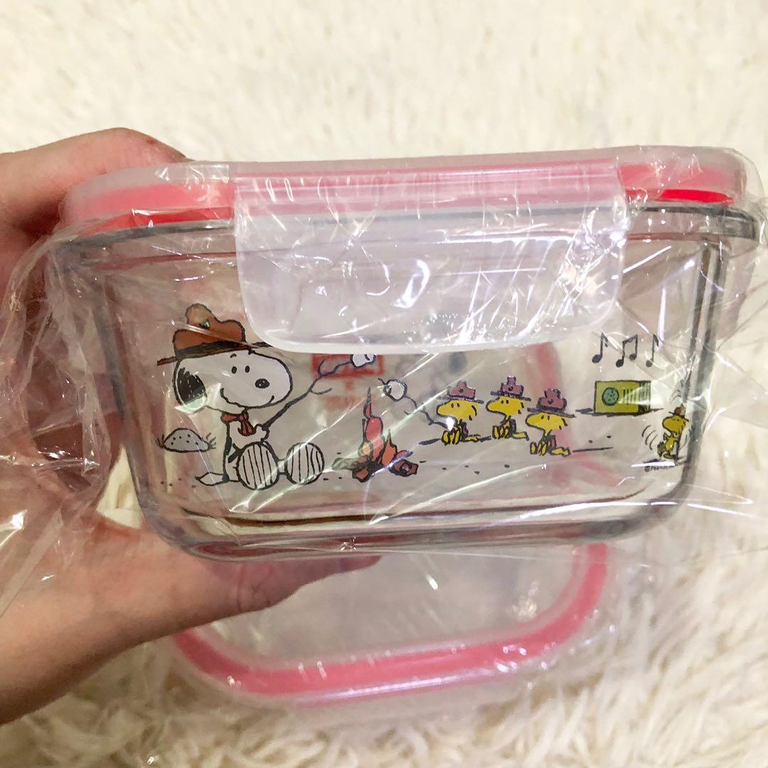 [Authentic] Pyrex x Peanuts Snoopy 2 sets Glassware, Furniture & Home ...