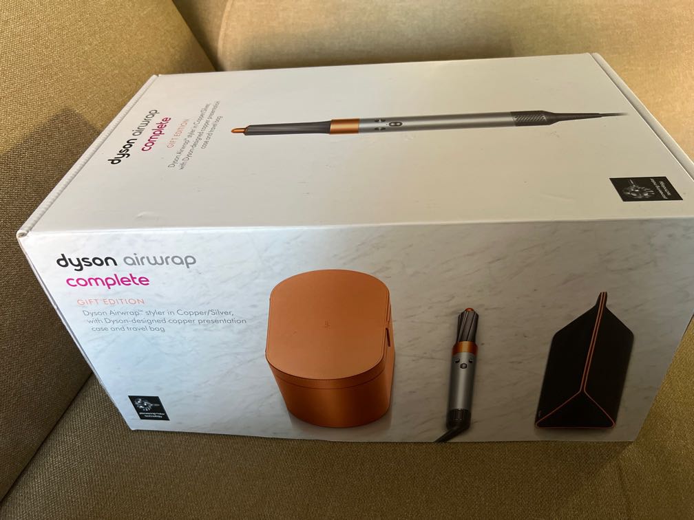 Dyson Airwrap Complete (Gift edition), Beauty & Personal Care, Hair on ...