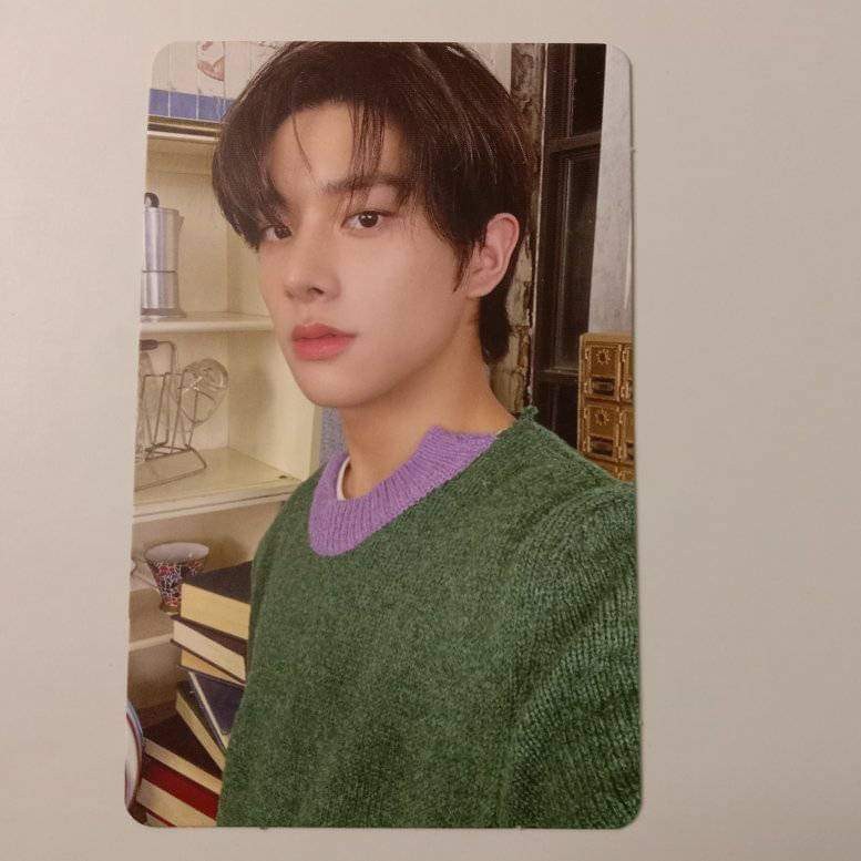 ENHYPEN JAKE CHARYBDIS SELCA PHOTOCARD PC, Hobbies & Toys, Memorabilia ...