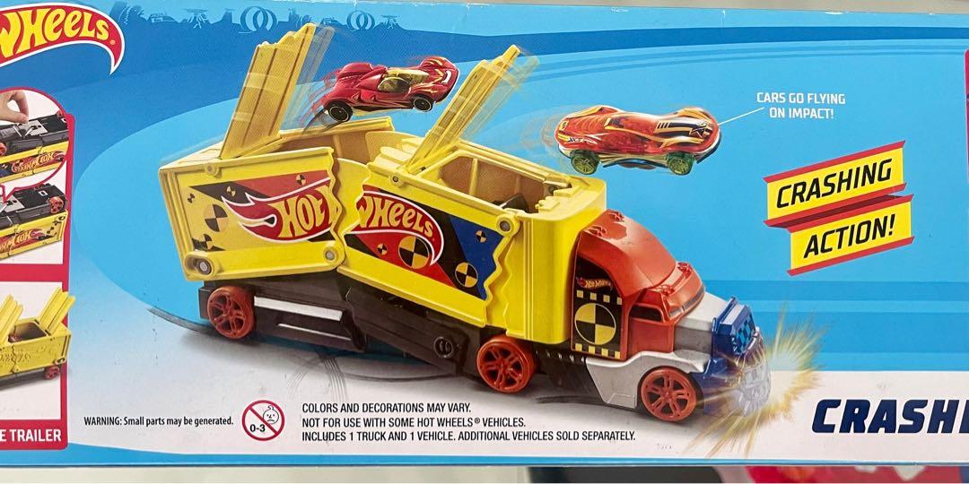 Hot Wheels Crashin Rigs, Hobbies & Toys, Toys & Games on Carousell