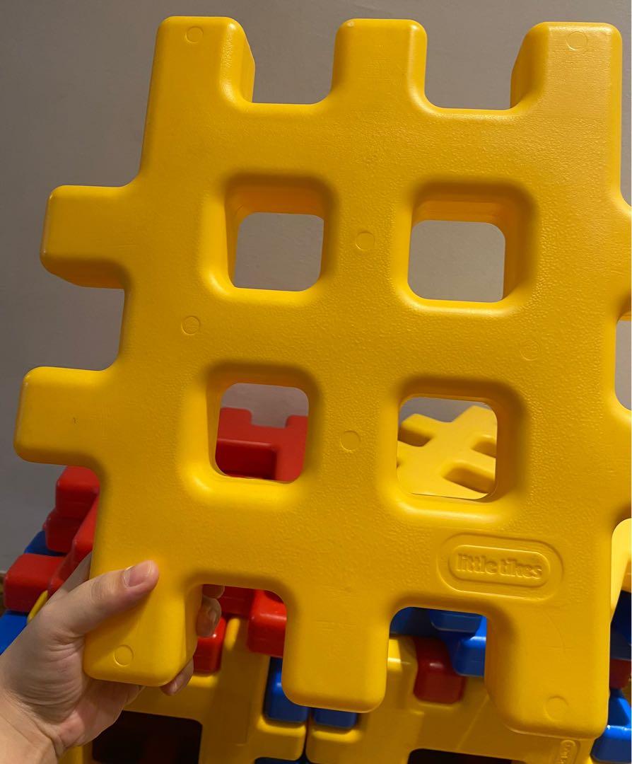 Little Tikes Big Waffle Block Set / Playhouse - 18 pieces Blue/Red ...