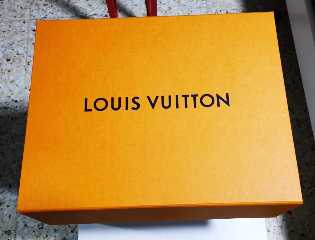 Louis Vuitton Box (Blue wording), Luxury, Accessories on Carousell