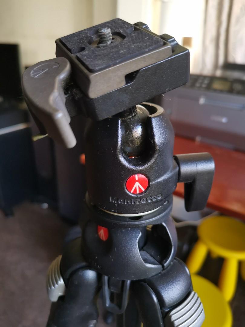 Manfrotto tripod 190ProB, Photography, Photography Accessories, Tripods ...