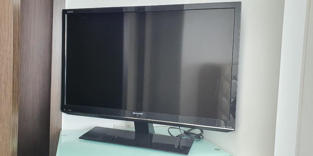 Sharp Aquos 29" LED TV, TV & Home Appliances, TV & Entertainment, TV on Carousell