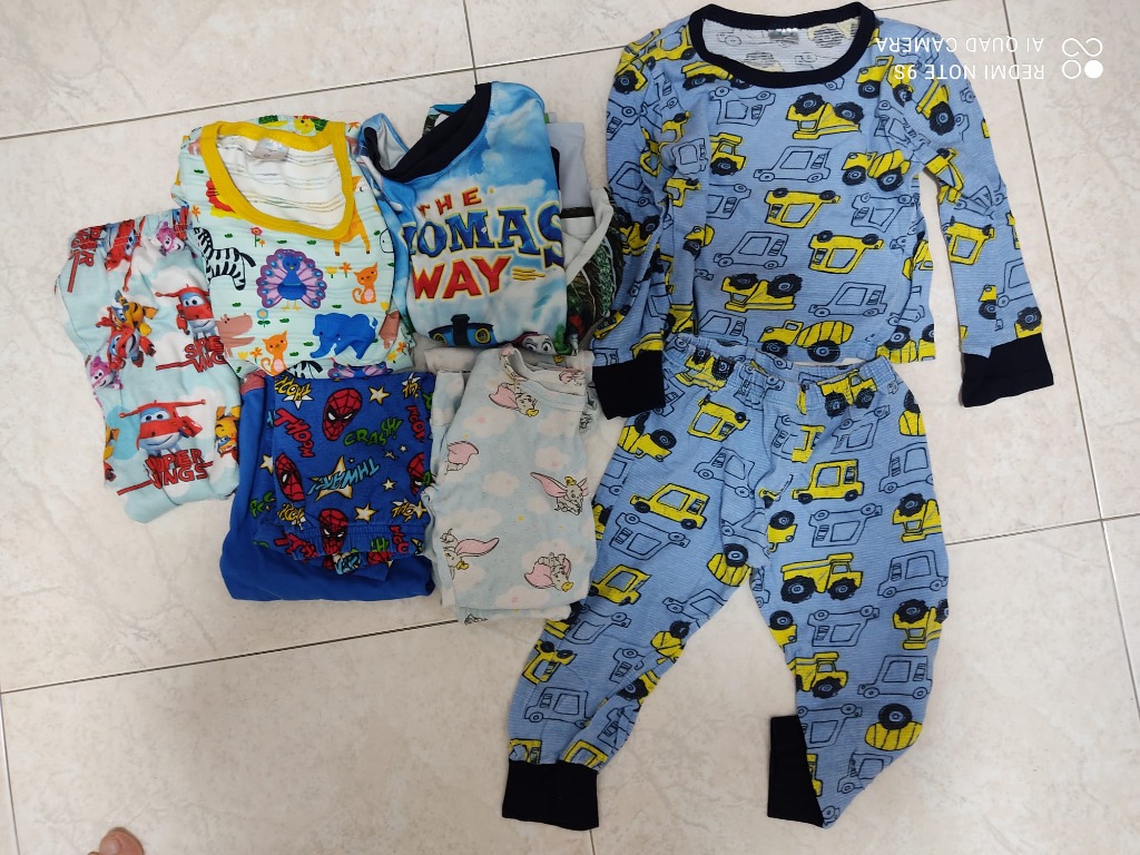 aged 3 boys pyjamas bundle set, Babies & Kids, Babies & Kids Fashion on ...