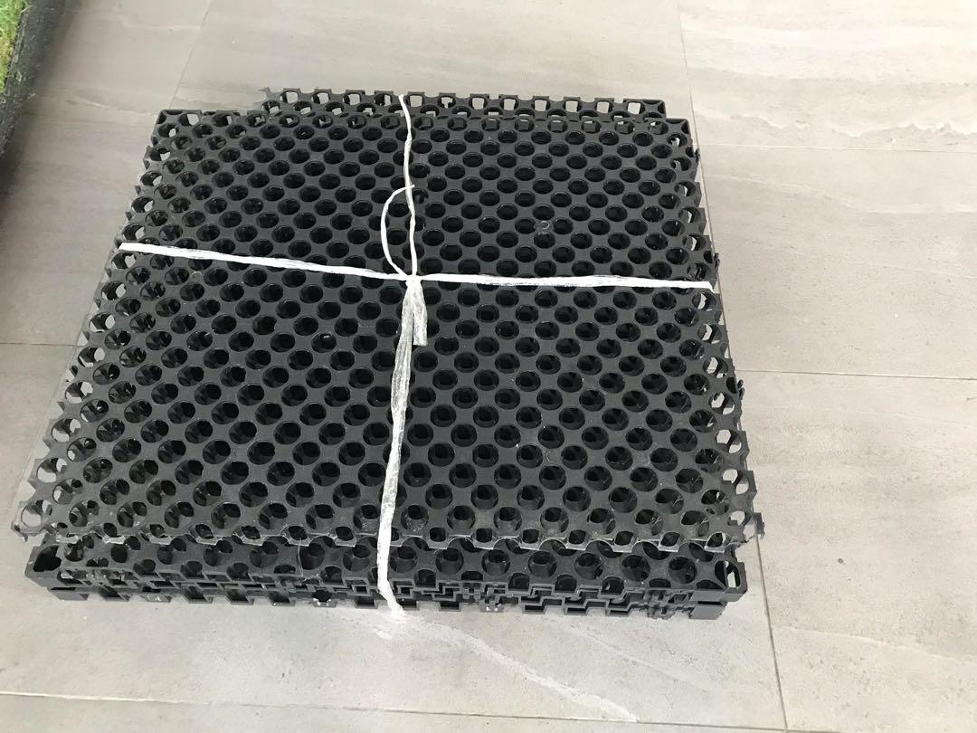 Artificial grass + Drainage Cell, Furniture & Home Living, Home Decor ...