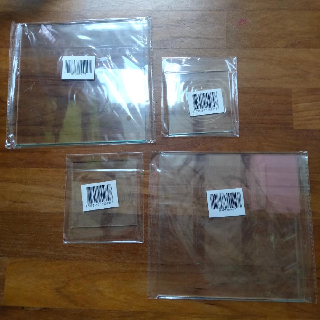 small glass panels / sheets / squares / viewing glass / photo frame ...