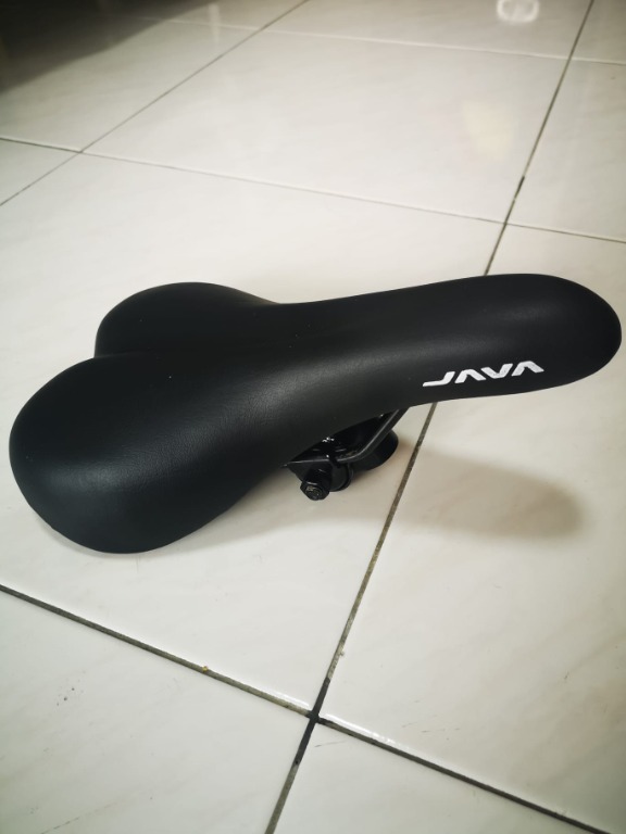 Brand new JAVA bike seat, Sports Equipment, Bicycles & Parts, Parts ...