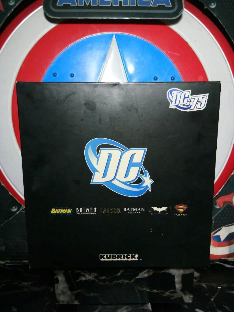 DC Direct DC Comics 75th Anniversary Super Deluxe Kubrick (Batman ...