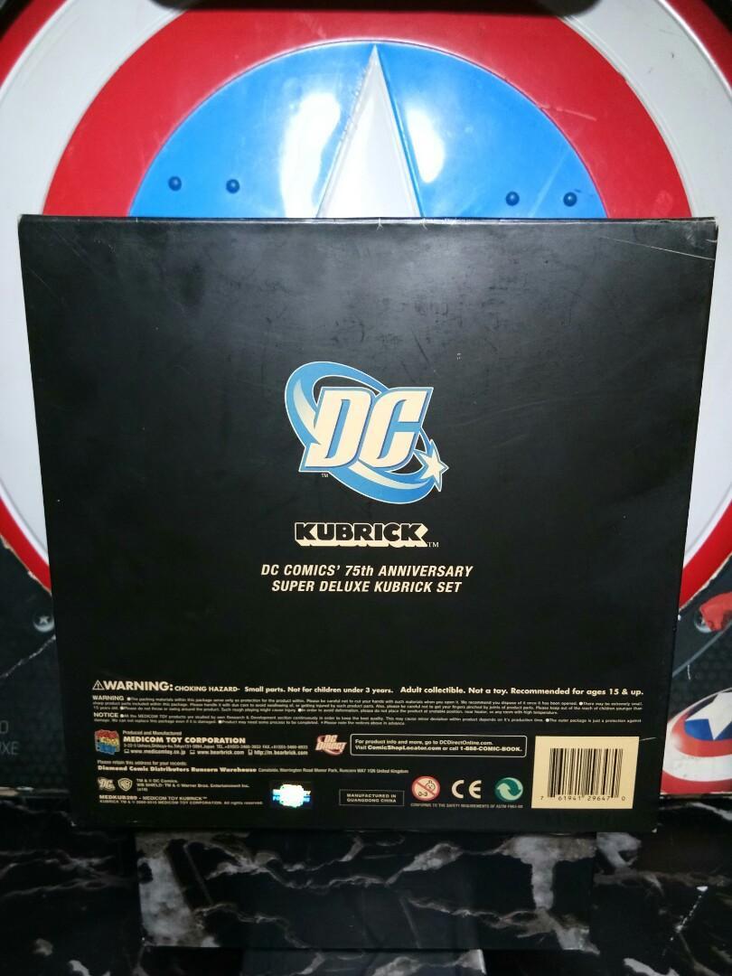 DC Direct DC Comics 75th Anniversary Super Deluxe Kubrick (Batman ...