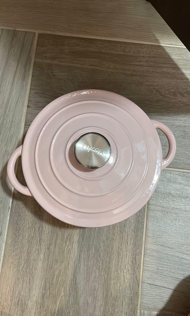 NTUC Pyrex 2.5L Round Cast Iron Casserole (20cm), TV & Home Appliances ...