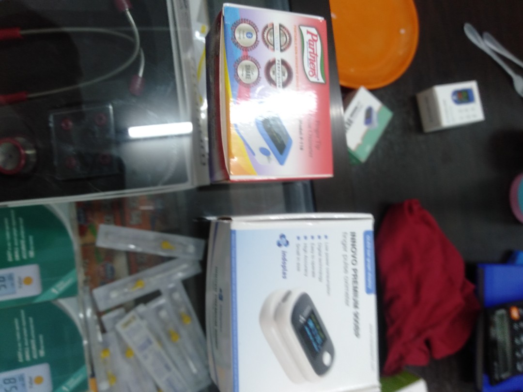 partners pulse oximeter, Health & Nutrition, Health Monitors & Weighing ...