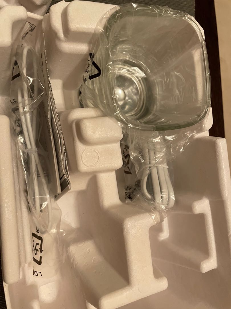 Philips Sonicare charging glass, Beauty & Personal Care, Oral Care on ...