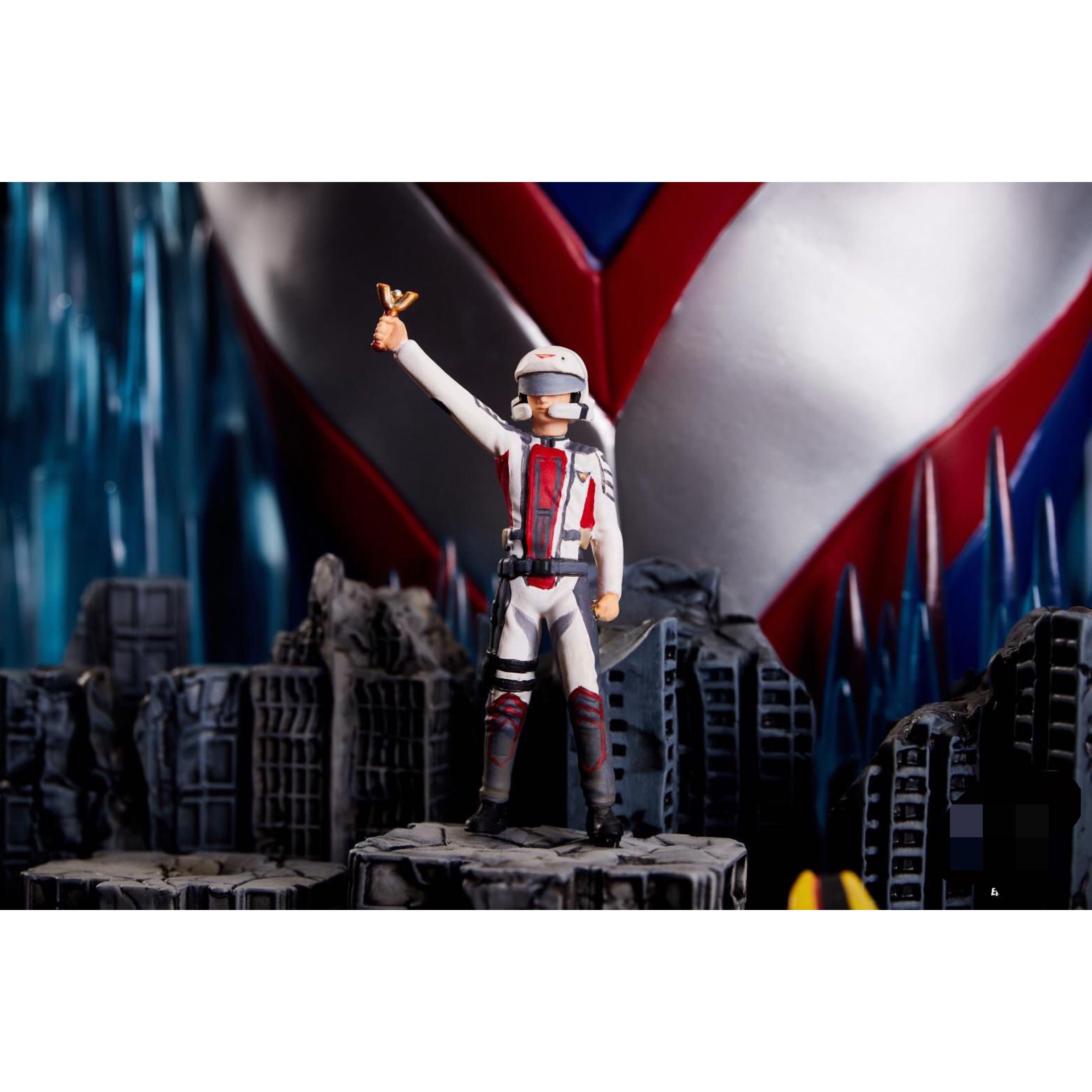 PO: Ultraman Tiga Rising Pose Statue, Hobbies & Toys, Toys & Games on ...