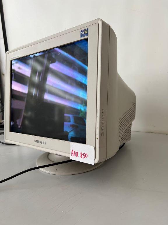 Samsung Syncmaster 793DF 19” Dyna Flat CRT Monitor (AAR 850) @$60 each ...