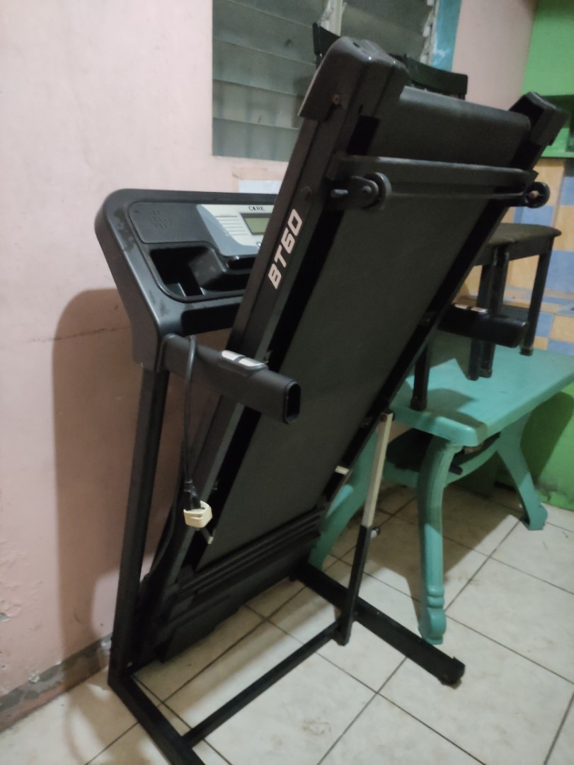 Treadmill Core brand, Sports Equipment, Exercise & Fitness, Cardio ...
