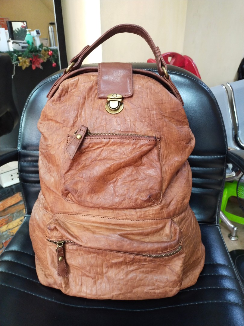 Vintage pure leather backpack, Women's Fashion, Bags & Wallets ...
