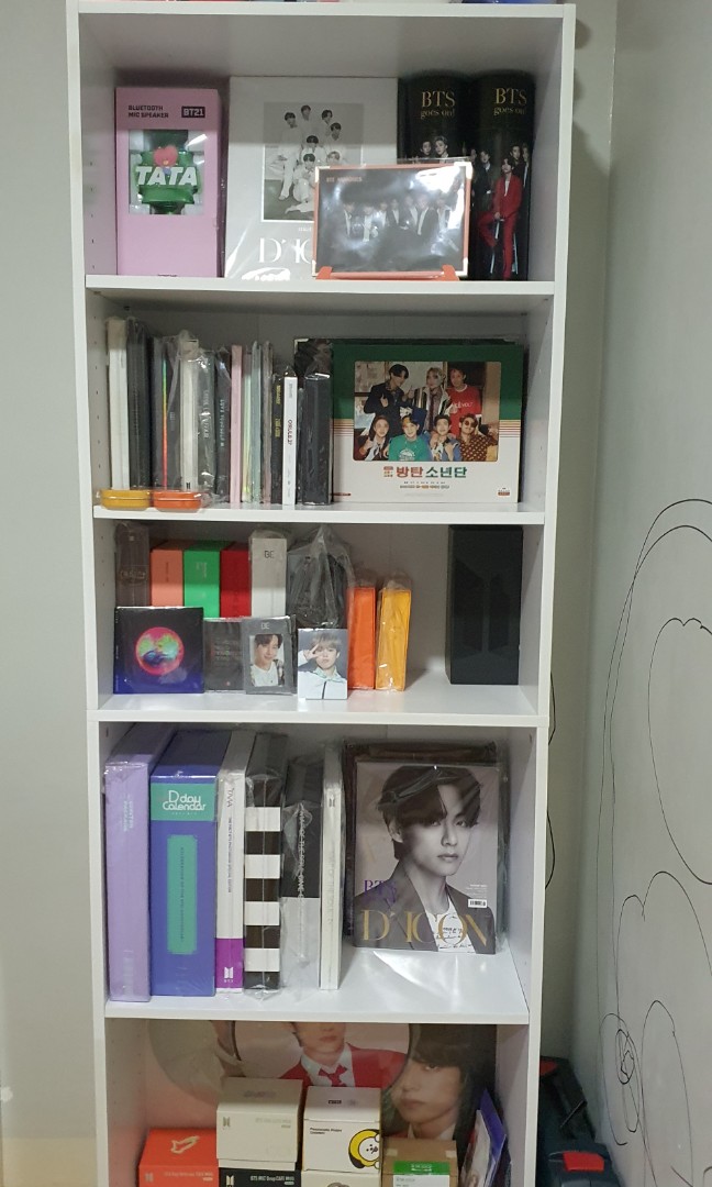 BTS official Merch, Hobbies & Toys, Memorabilia & Collectibles, K-Wave ...