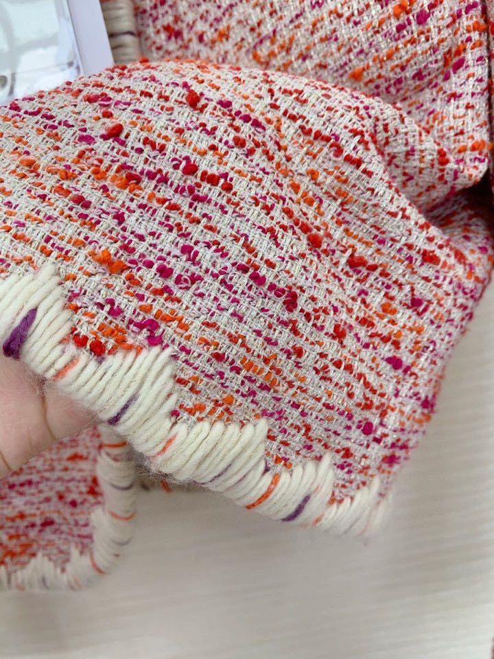 CC 22SS tweed jacket, 名牌, 服裝 - Carousell