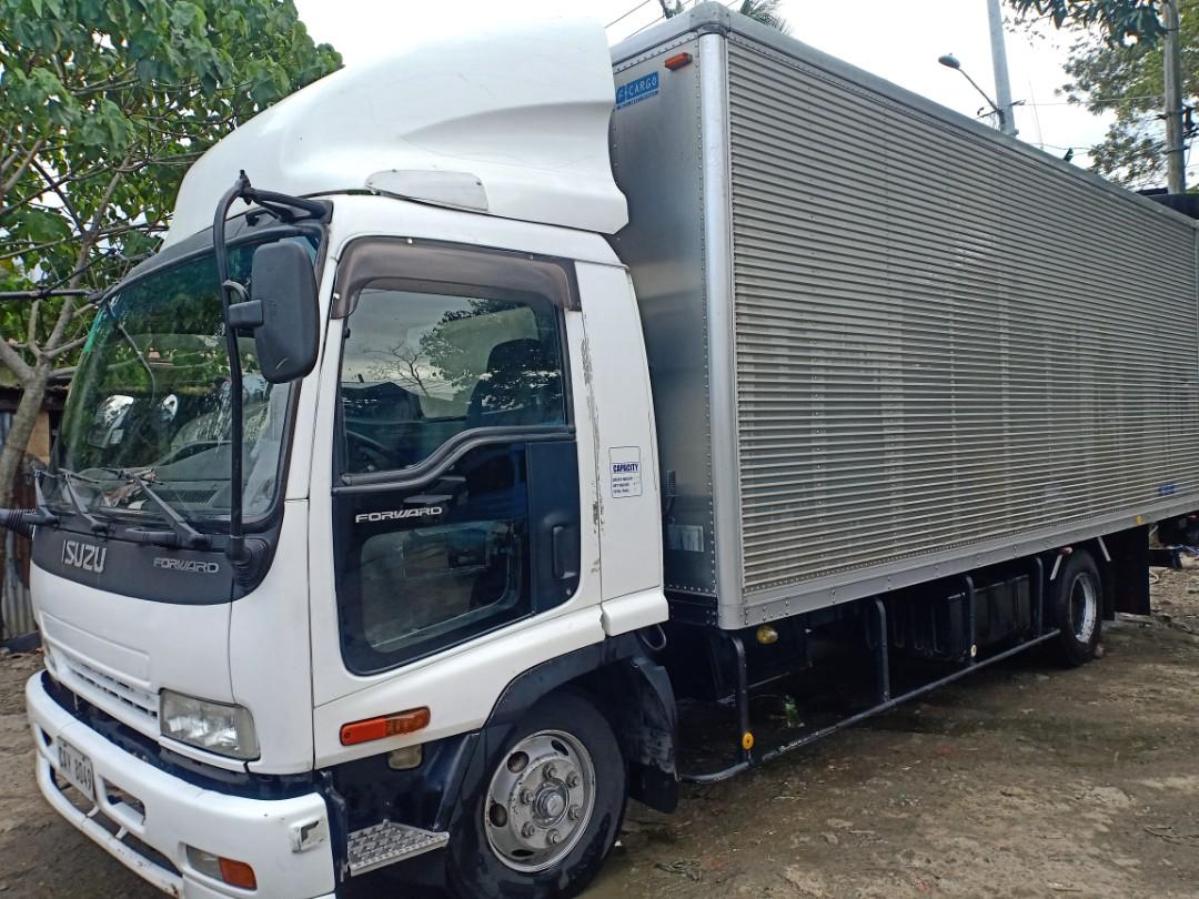 Isuzu forward closed van, Special Vehicles, Heavy Vehicles on Carousell