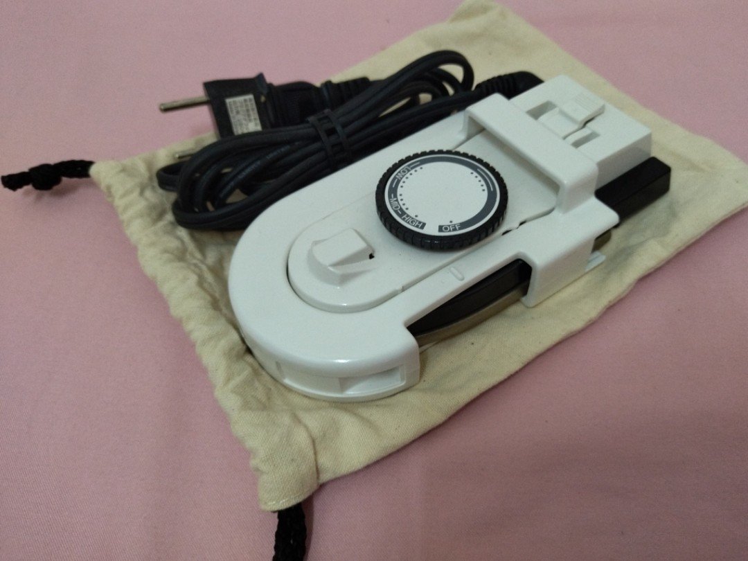 MUJI Compact Retractable Iron, Furniture & Home Living, Home ...