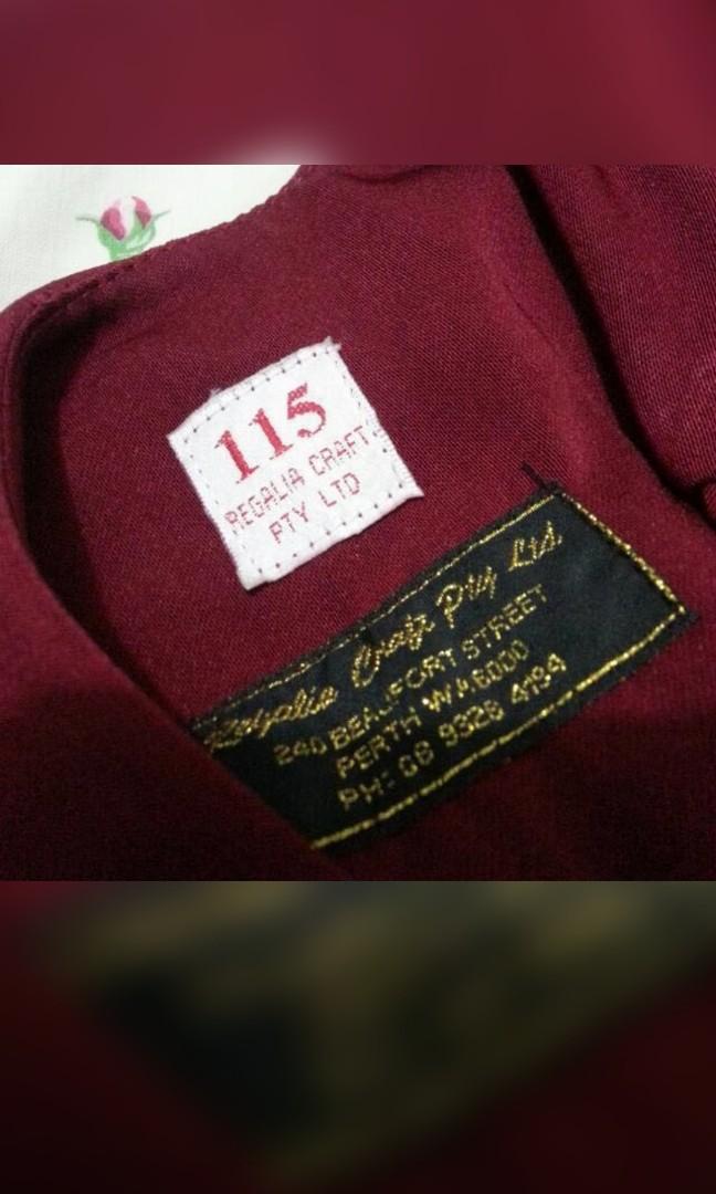 Murdoch Commerce Graduation Gown, Women's Fashion, Dresses & Sets ...